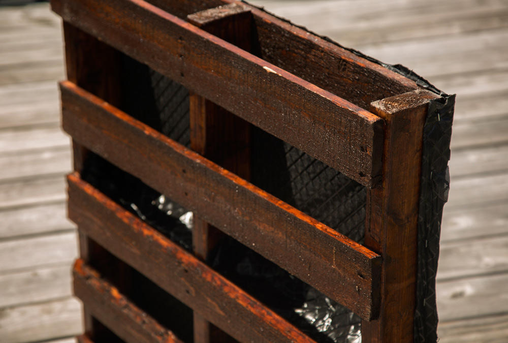 DIY Weekend: Vertical Garden - LiveAbode