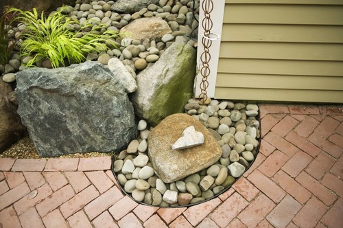Design With Weather: Introduce a Rain Chain | LiveAbode™